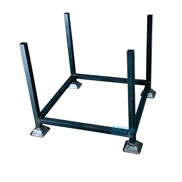 Budget Metal Post Pallet 750h x 780w x 780d (mm) £59 - Shop Online