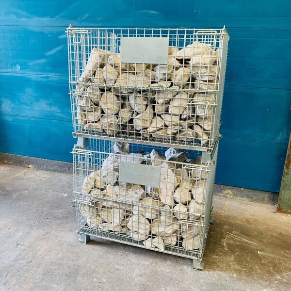Heavy Duty Pallet Cage. Collapsible Wire Mesh Pallet Cage, 1200KG Capa
